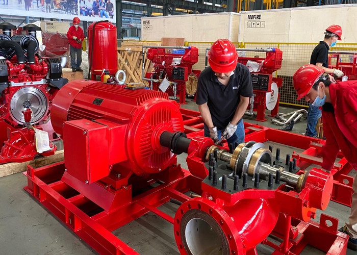 165PSI Centrifugal Diesel Engine Pump Set For Chemical / Oil Fields ...